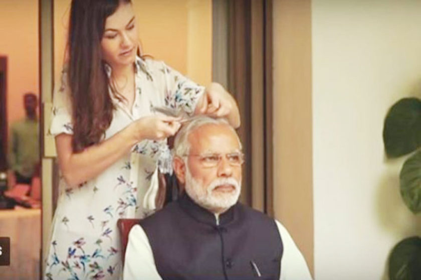 इन खूबसूरत हसीनाओं के साथ ये क्या कर रहे हैं नरेंद्र मोदी, वायरल हुआ ...